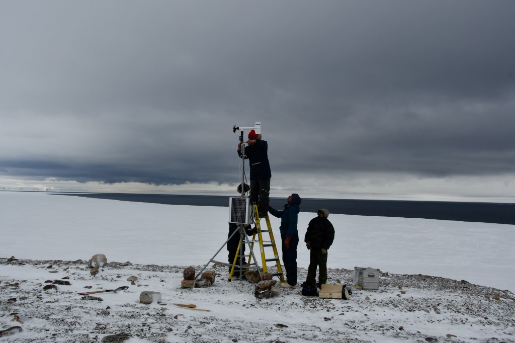 Sustaining northern community-based monitoring | StraightUpNorth.ca